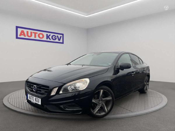 Black Volvo S60 2012 in Vilnius, with an engine capacity of 2.40 L and mileage of 249 thousand km for 8999 €, photo 1 on AUTOMOTO.COM.LV
