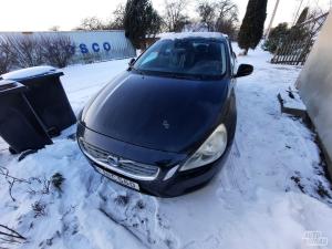 Melns Volvo S60 2012 Viļņa, ar dzinēja tilpumu 2.00 L un nobraukumu 267 tūkst. km par 6200 €, foto 7 vietnē AUTOMOTO.COM.LV