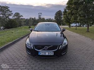 Black Volvo S60 2012 in Trakai, with an engine capacity of 2.00 L and mileage of 244 thousand km for 6600 €, photo 2 on AUTOMOTO.COM.LV