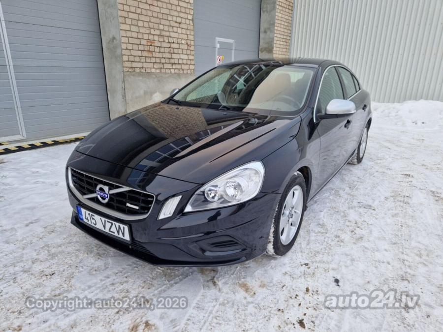 Black Volvo S60 2012 in Paide, with an engine capacity of 2.00 L and mileage of 210 thousand km for 7490 €, photo 1 on AUTOMOTO.COM.LV