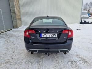 Black Volvo S60 2012 in Paide, with an engine capacity of 2.00 L and mileage of 210 thousand km for 7490 €, photo 6 on AUTOMOTO.COM.LV