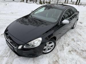 Black Volvo S60 2012 in Kazlu Ruda, with an engine capacity of 1.56 L and mileage of 217 thousand km for 6800 €, photo 3 on AUTOMOTO.COM.LV