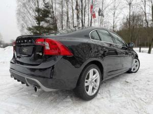 Black Volvo S60 2012 in Kazlu Ruda, with an engine capacity of 1.56 L and mileage of 217 thousand km for 6800 €, photo 14 on AUTOMOTO.COM.LV