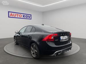 Melns Volvo S60 2012 Viļņa, ar dzinēja tilpumu 2.40 L un nobraukumu 249 tūkst. km par 8499 €, foto 3 vietnē AUTOMOTO.COM.LV