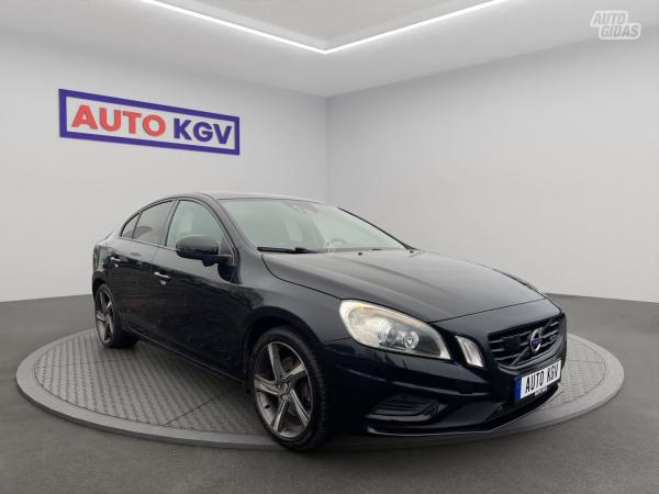 Black Volvo S60 2012 in Vilnius, with an engine capacity of 2.40 L and mileage of 249 thousand km for 8499 €, photo 6 on AUTOMOTO.COM.LV