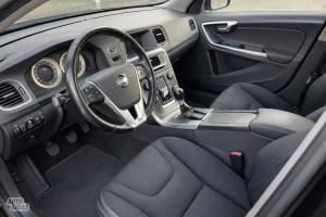 Melns Volvo S60 2012 Alīta, ar dzinēja tilpumu 1.60 L un nobraukumu 313 tūkst. km par 3850 €, foto 15 vietnē AUTOMOTO.COM.LV