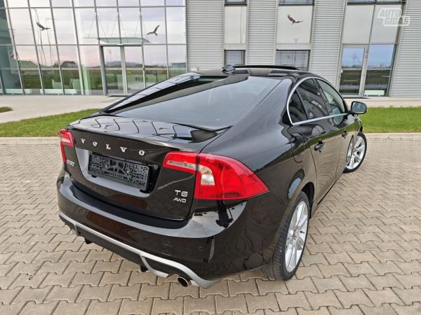 Black Volvo S60 2012 in Siauliai, with an engine capacity of 3.00 L and mileage of 226 thousand km for 8500 €, photo 5 on AUTOMOTO.COM.LV