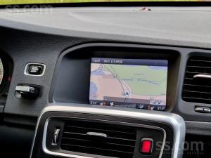 Black Volvo S60 2012 in Riga, with an engine capacity of 2.00 L and mileage of 0 thousand km for 4800 €, photo 8 on AUTOMOTO.COM.LV