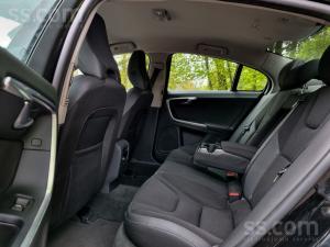 Black Volvo S60 2012 in Riga, with an engine capacity of 2.00 L and mileage of 0 thousand km for 4800 €, photo 17 on AUTOMOTO.COM.LV