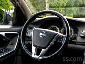 Black Volvo S60 2012 in Riga, with an engine capacity of 2.00 L and mileage of 0 thousand km for 4800 €, photo 23 on AUTOMOTO.COM.LV