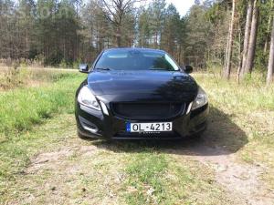Черный Вольво С60 2012 в Елгава, объемом двигателя 2.00 л и пробегом 250 тыс. км за 4650 €, фото  на AUTOMOTO.COM.LV