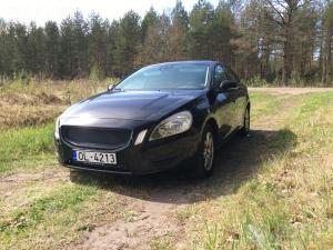 Черный Вольво С60 2012 в Елгава, объемом двигателя 2.00 л и пробегом 250 тыс. км за 4650 €, фото 3 на AUTOMOTO.COM.LV