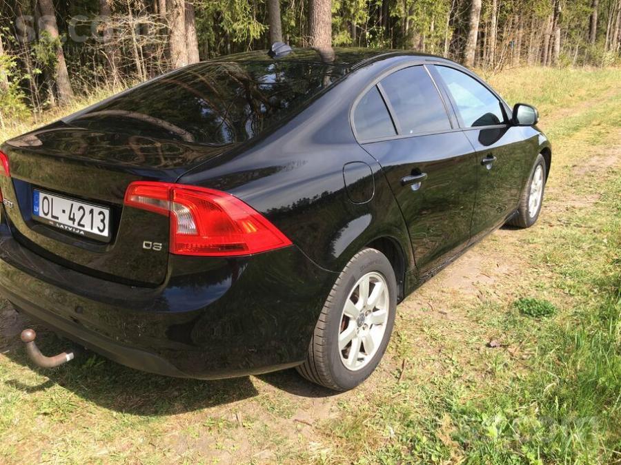 Черный Вольво С60 2012 в Елгава, объемом двигателя 2.00 л и пробегом 250 тыс. км за 4650 €, фото 7 на AUTOMOTO.COM.LV