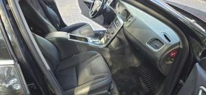Black Volvo S60 2012 in Vilnius, with an engine capacity of 1.98 L and mileage of 242 thousand km for 4800 €, photo 17 on AUTOMOTO.COM.LV