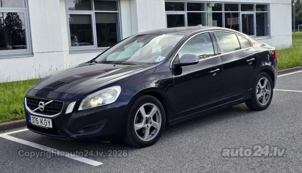 Black Volvo S60 2012 in Tallinn, with an engine capacity of 1.60 L and mileage of 312 thousand km for 6700 €, photo 1 on AUTOMOTO.COM.LV