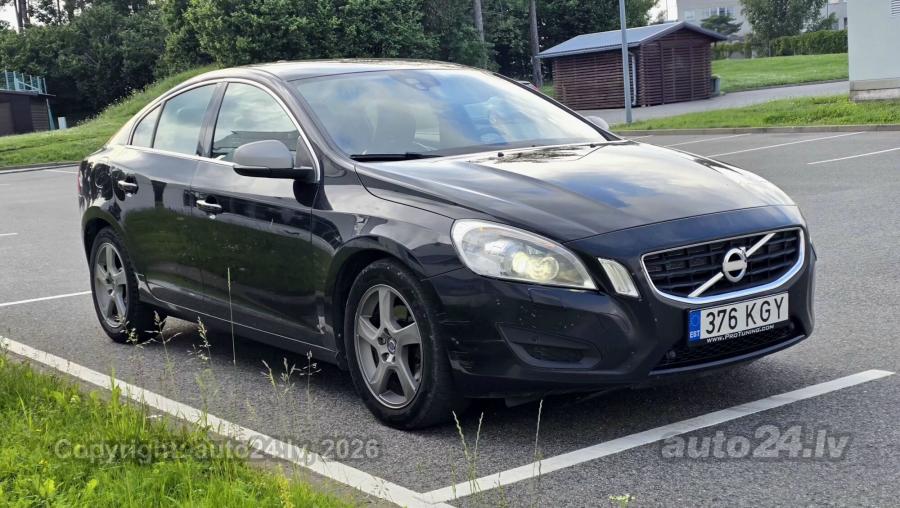 Черный Вольво С60 2012 в Таллин, объемом двигателя 1.60 л и пробегом 312 тыс. км за 6700 €, фото 4 на AUTOMOTO.COM.LV