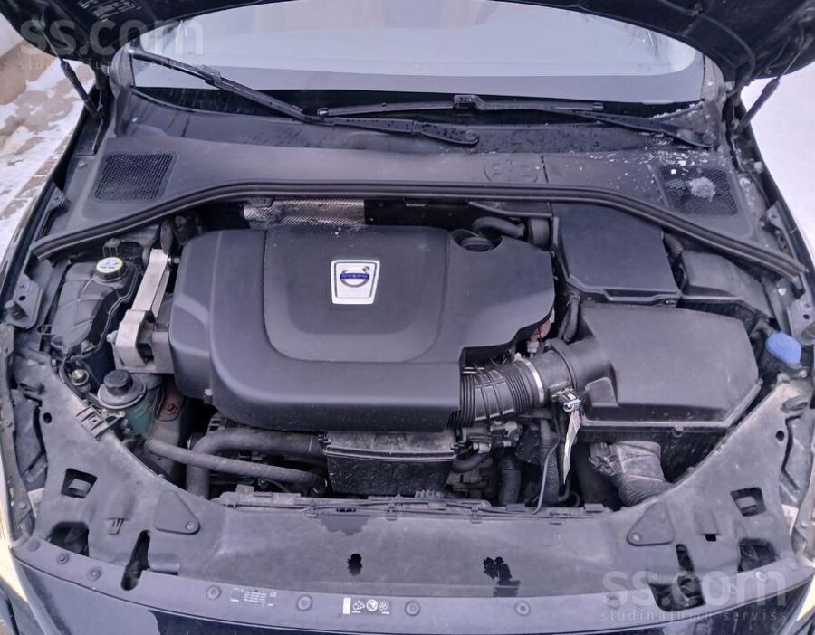 Melns Volvo S60 2012 Madona, ar dzinēja tilpumu 2.00 L un nobraukumu 312 tūkst. km par 5500 €, foto 12 vietnē AUTOMOTO.COM.LV
