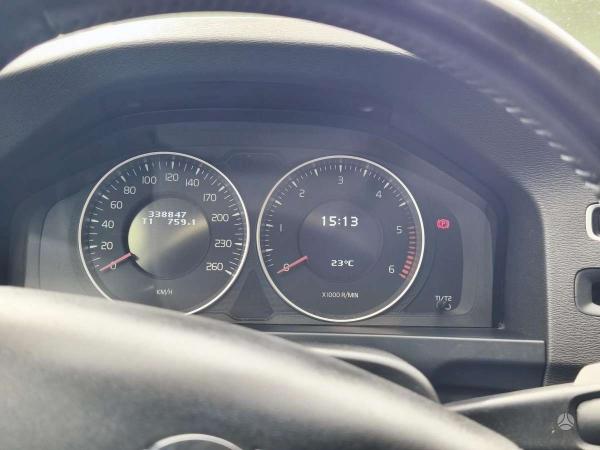 Melns Volvo S60 2012 Marijampole, ar dzinēja tilpumu 2.00 L un nobraukumu 338 tūkst. km par 4100 €, foto 6 vietnē AUTOMOTO.COM.LV