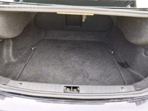 Black Volvo S60 2012 in Riga, with an engine capacity of 1.60 L and mileage of 307 thousand km for 4800 €, photo 9 on AUTOMOTO.COM.LV