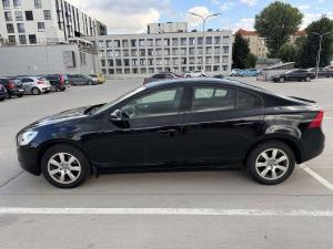Black Volvo S60 2012 in Vilnius, with an engine capacity of 1.56 L and mileage of 286 thousand km for 4800 €, photo  on AUTOMOTO.COM.LV