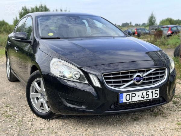 Melns Volvo S60 2012 Rīga, ar dzinēja tilpumu 2.00 L un nobraukumu 281 tūkst. km par 6500 €, foto 1 vietnē AUTOMOTO.COM.LV