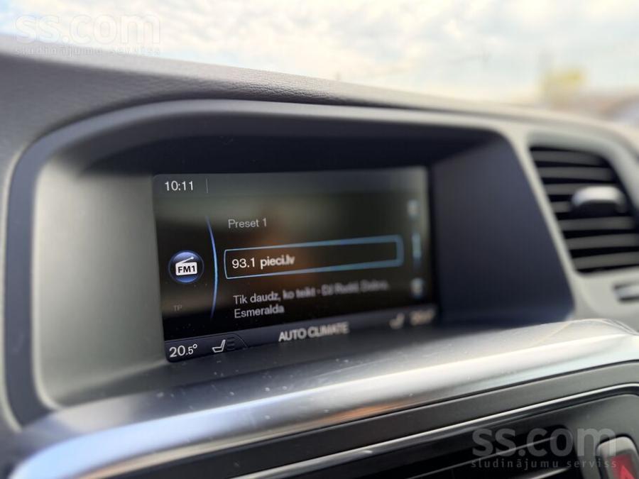 Melns Volvo S60 2012 Rīga, ar dzinēja tilpumu 2.00 L un nobraukumu 281 tūkst. km par 6500 €, foto 13 vietnē AUTOMOTO.COM.LV