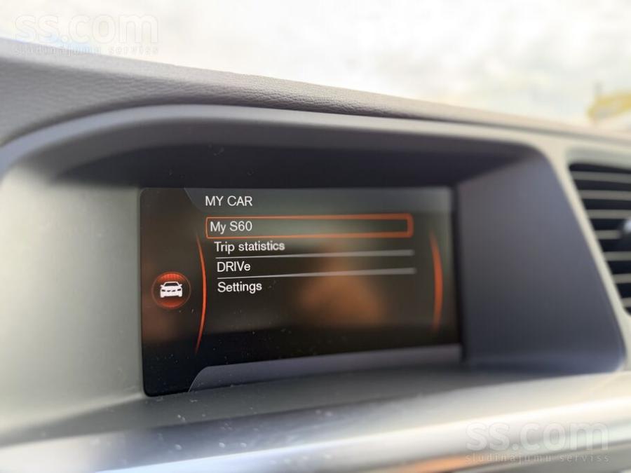 Melns Volvo S60 2012 Rīga, ar dzinēja tilpumu 2.00 L un nobraukumu 281 tūkst. km par 6500 €, foto 15 vietnē AUTOMOTO.COM.LV