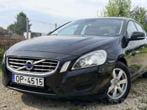 Melns Volvo S60 2012 Rīga, ar dzinēja tilpumu 2.00 L un nobraukumu 281 tūkst. km par 6500 €, foto 25 vietnē AUTOMOTO.COM.LV