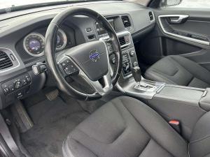 Melns Volvo S60 2012 Viļņa, ar dzinēja tilpumu 1.98 L un nobraukumu 319 tūkst. km par 6700 €, foto 8 vietnē AUTOMOTO.COM.LV