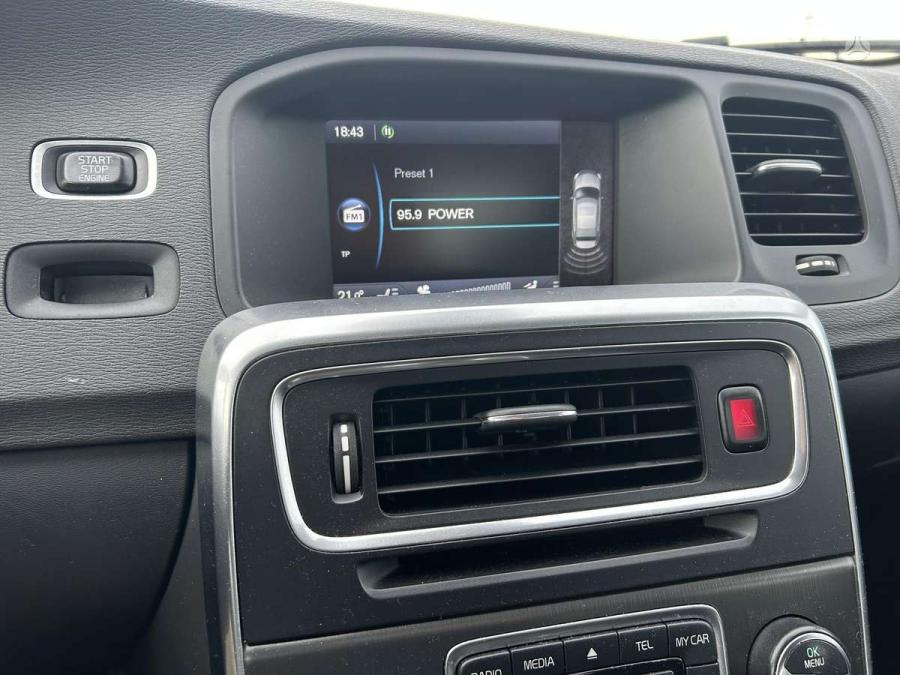 Melns Volvo S60 2012 Viļņa, ar dzinēja tilpumu 1.98 L un nobraukumu 319 tūkst. km par 6700 €, foto 17 vietnē AUTOMOTO.COM.LV