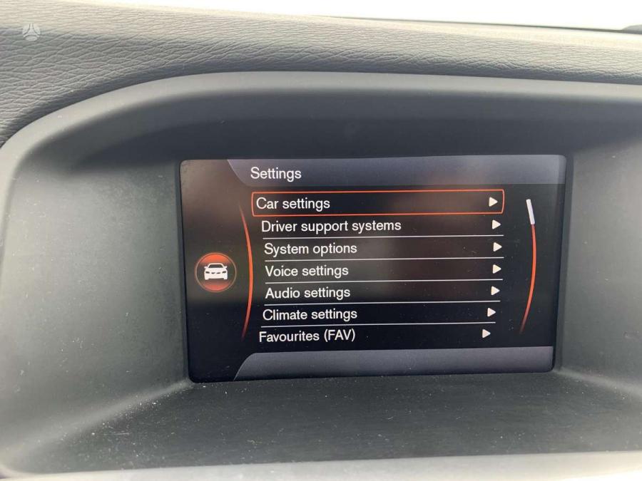 Black Volvo S60 2012 in Vilnius, with an engine capacity of 1.98 L and mileage of 319 thousand km for 6500 €, photo 25 on AUTOMOTO.COM.LV