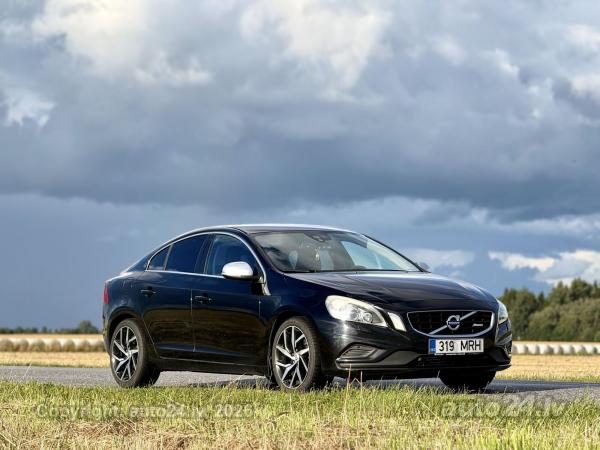 Volvo S60 2012 Tallina vietnÄ Melns Volvo S60 2012 Tallina, ar dzinÄja tilpumu 2.00 L un nobraukumu 227 tÅ«kst. km par 8790 ā¬, foto 1 vietnÄ AUTOMOTO.COM.LV