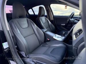 Black Volvo S60 2012 in Tallinn, with an engine capacity of 2.00 L and mileage of 227 thousand km for 8790 €, photo 9 on AUTOMOTO.COM.LV