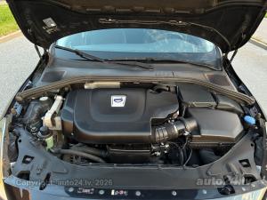 Black Volvo S60 2012 in Tartu, with an engine capacity of 2.00 L and mileage of 243 thousand km for 7990 €, photo 14 on AUTOMOTO.COM.LV