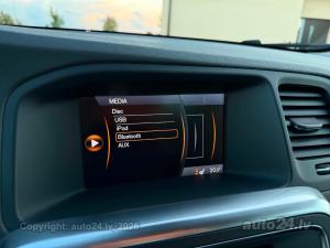 Black Volvo S60 2012 in Tartu, with an engine capacity of 2.00 L and mileage of 243 thousand km for 7990 €, photo 19 on AUTOMOTO.COM.LV