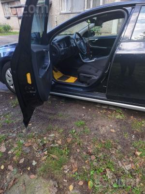 Melns Volvo S60 2012 Rīga, ar dzinēja tilpumu 1.60 L un nobraukumu 291 tūkst. km par 4499 €, foto 5 vietnē AUTOMOTO.COM.LV