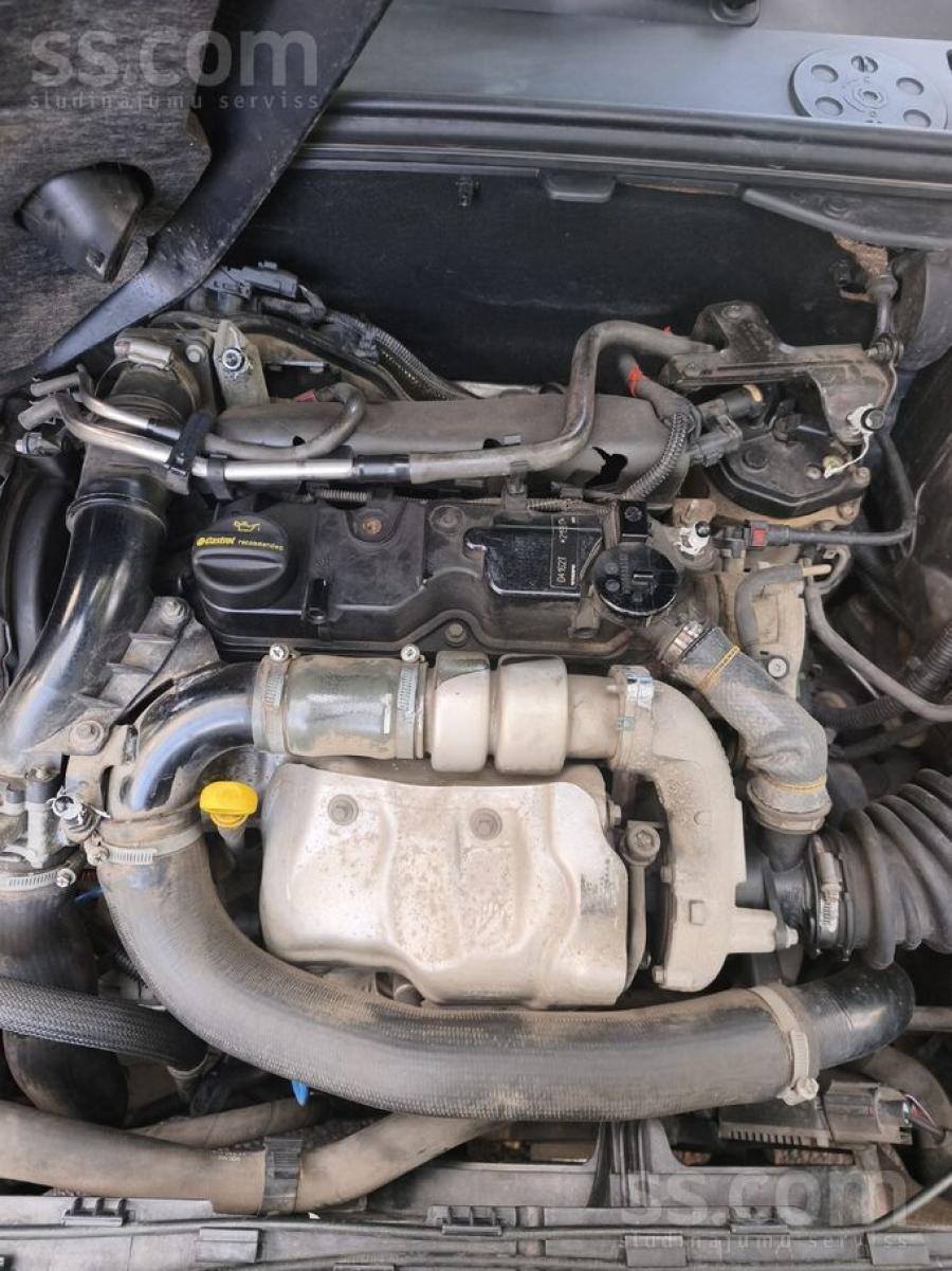 Melns Volvo S60 2012 Rīga, ar dzinēja tilpumu 1.60 L un nobraukumu 291 tūkst. km par 4499 €, foto 14 vietnē AUTOMOTO.COM.LV