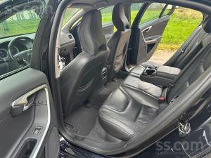 Melns Volvo S60 2012 Rīga, ar dzinēja tilpumu 1.60 L un nobraukumu 286 tūkst. km par 4700 €, foto 18 vietnē AUTOMOTO.COM.LV