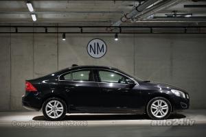 Melns Volvo S60 2013 Tallina, ar dzinēja tilpumu 2.00 L un nobraukumu 243 tūkst. km par 7990 €, foto 7 vietnē AUTOMOTO.COM.LV