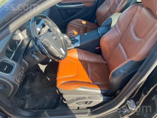 Melns Volvo S60 2013 Rīga, ar dzinēja tilpumu 1.60 L un nobraukumu 205 tūkst. km par 8750 €, foto 8 vietnē AUTOMOTO.COM.LV
