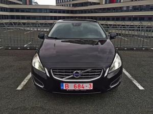 Black Volvo S60 2013 in Riga, with an engine capacity of 2.00 L and mileage of 194 thousand km for 8190 €, photo 3 on AUTOMOTO.COM.LV