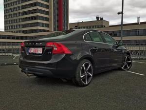 Black Volvo S60 2013 in Riga, with an engine capacity of 2.00 L and mileage of 194 thousand km for 8190 €, photo 7 on AUTOMOTO.COM.LV