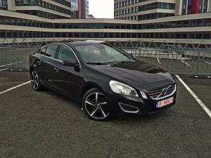 Black Volvo S60 2013 in Riga, with an engine capacity of 2.00 L and mileage of 194 thousand km for 8190 €, photo 20 on AUTOMOTO.COM.LV