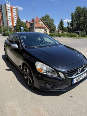 Melns Volvo S60 2013 Klaipėda, ar dzinēja tilpumu 2.95 L un nobraukumu 206 tūkst. km par 7200 €, foto 7 vietnē AUTOMOTO.COM.LV