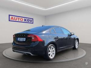 Melns Volvo S60 2013 Viļņa, ar dzinēja tilpumu 2.00 L un nobraukumu 313 tūkst. km par 6899 €, foto 6 vietnē AUTOMOTO.COM.LV