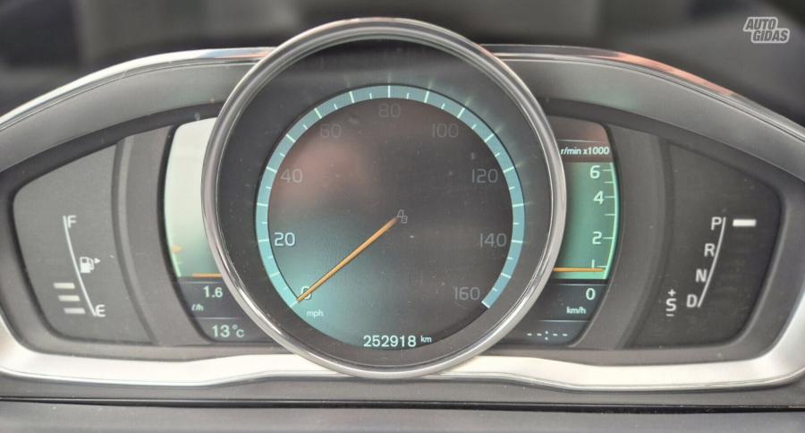 Черный Вольво С60 2014 в Шяуляй, объемом двигателя 2.50 л и пробегом 250 тыс. км за 7600 €, фото 13 на AUTOMOTO.COM.LV