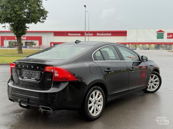 Melns Volvo S60 2014 Panevēža, ar dzinēja tilpumu 2.00 L un nobraukumu 316 tūkst. km par 5600 €, foto 6 vietnē AUTOMOTO.COM.LV