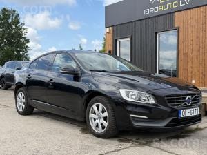 Черный Вольво С60 2014 в Рига, объемом двигателя 2.00 л и пробегом 370 тыс. км за 6350 €, фото 1 на AUTOMOTO.COM.LV