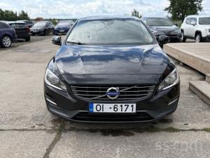 Черный Вольво С60 2014 в Рига, объемом двигателя 2.00 л и пробегом 370 тыс. км за 6350 €, фото 3 на AUTOMOTO.COM.LV
