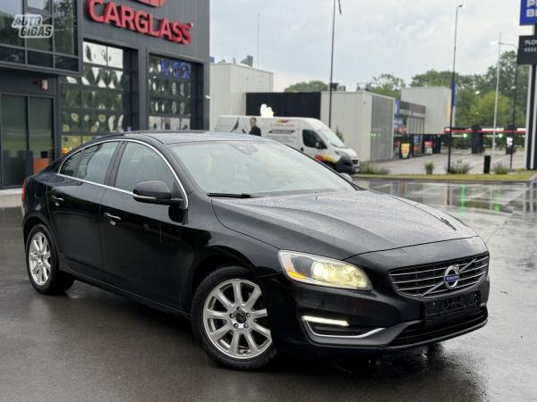 Black Volvo S60 2014 in Panevezys, with an engine capacity of 2.00 L and mileage of 316 thousand km for 5500 €, photo 3 on AUTOMOTO.COM.LV